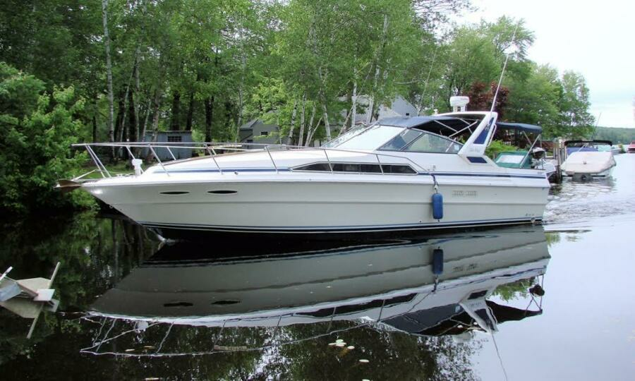 1985 Sea Ray 34' Weekender for Sale in NH | Global Yacht Exchange